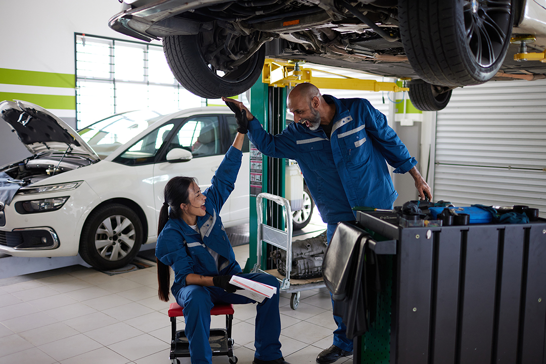 About Us | Auto Plus